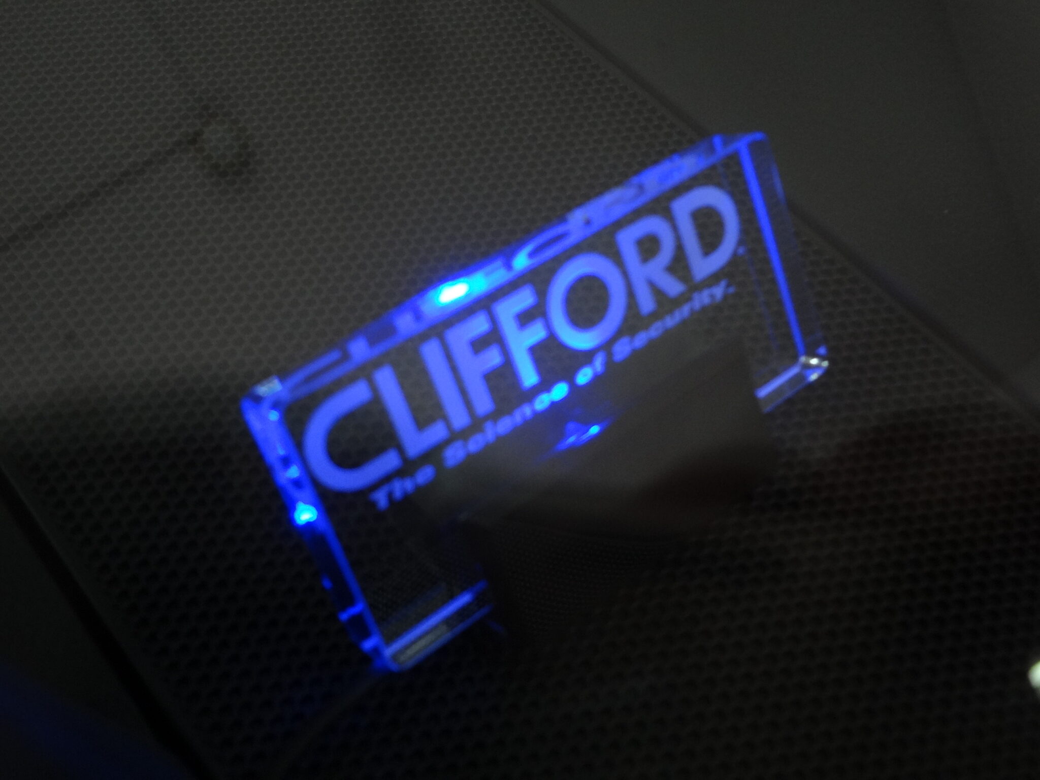 ミニバンの王道！アルファードHEV | ミラージュオートアラーム | 車の盗難対策・カーセキュリティ専門店